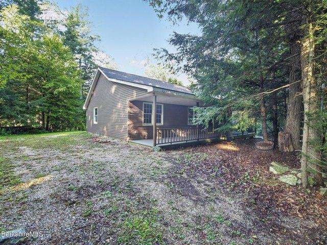 96 Shore Rd, Becket, MA 01223