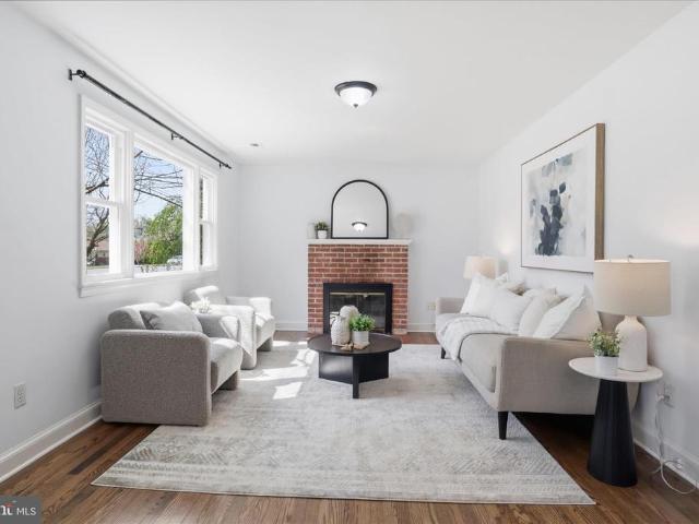 9704 Blake Lane