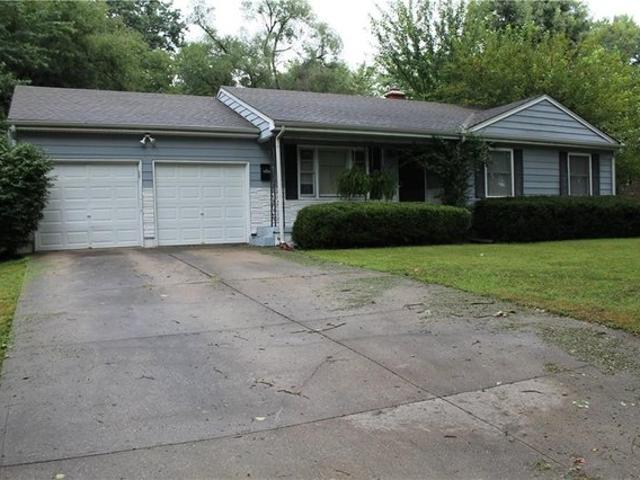 9704 E 81st St, Raytown, MO 64138