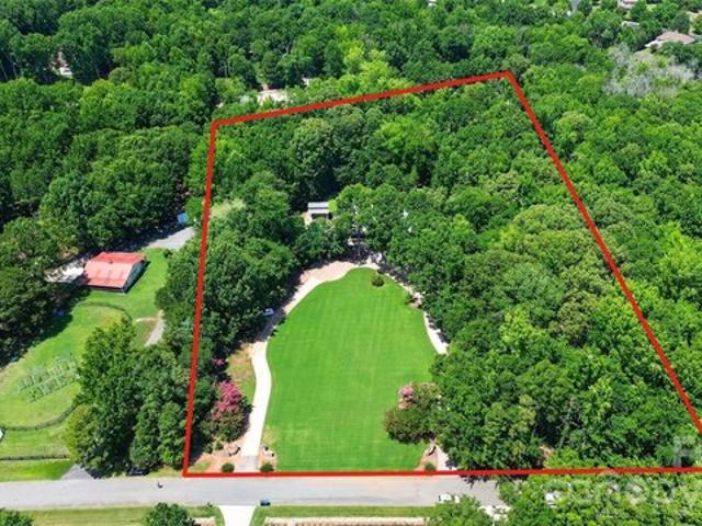 9704 Saddle Ave, Waxhaw, NC 28173