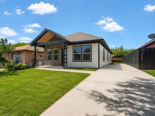 9704 Valley Mills Ln, Dallas, TX 75227