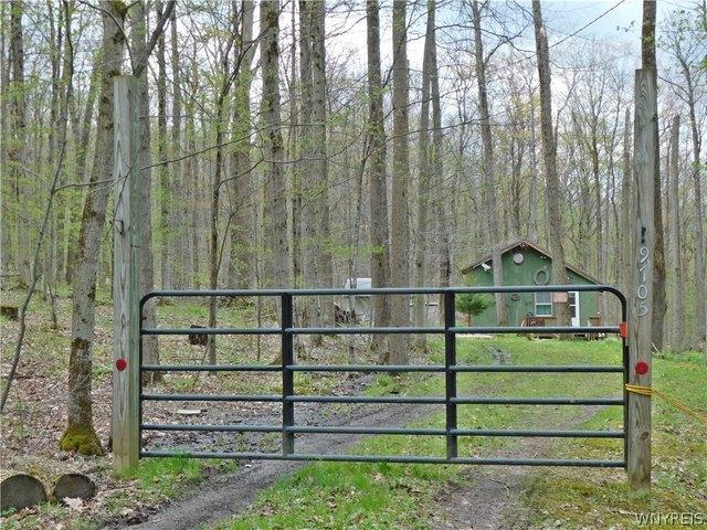 9705 White Meeting House Rd, Cuba, NY 14727