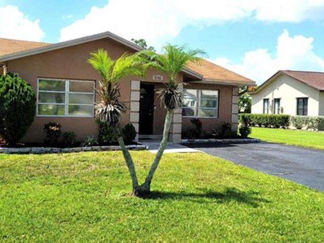 9706 NW 71st St, Tamarac, FL 33321