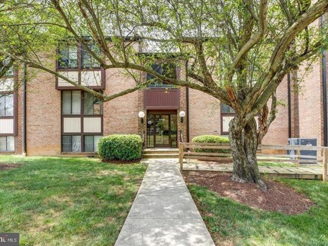 9706 Kingsbridge Dr Apt 102, Fairfax, VA 22031