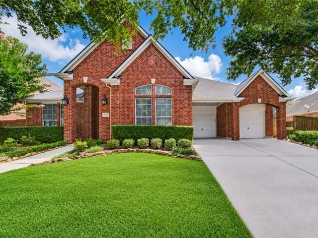 9706 Rollinson Park Dr, Spring, TX 77379