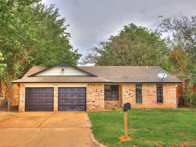 9707 NE 2nd Place