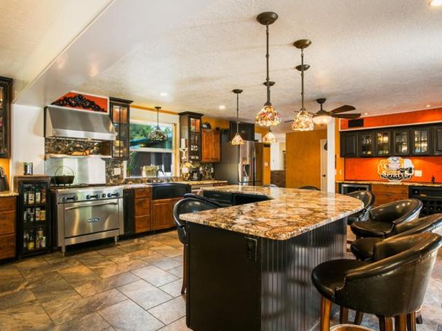 9707 Rio Grande Blvd NW, Albuquerque, NM 87114