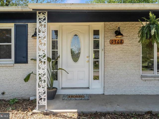 9708 Fernwood Lane
