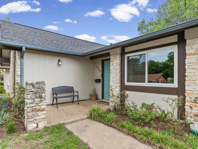 9709 Cottle Dr