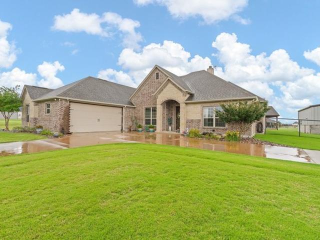 9709 Puma Trl, Godley, TX 76044