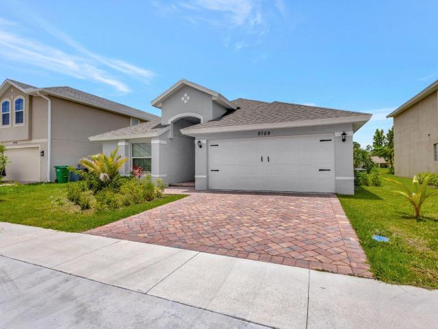 9709 Starboard Dr, Fort Pierce, FL 34945 | MLS #R11095 | Compass
