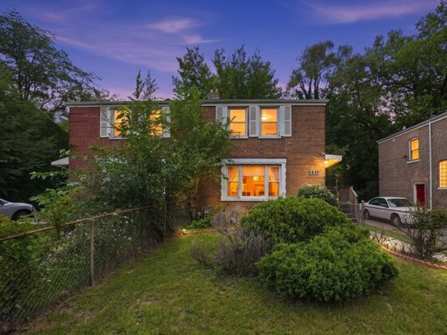 9709 S Yates Blvd, Chicago, IL 60617