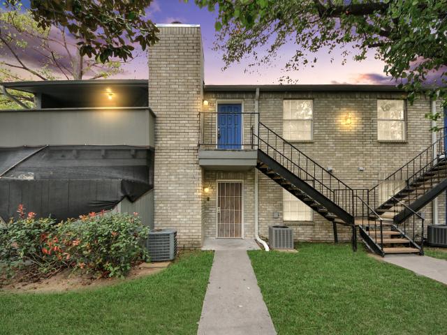 9700 Leawood Blvd, Unit 1002, Houston, TX 77099 | MLS #79731