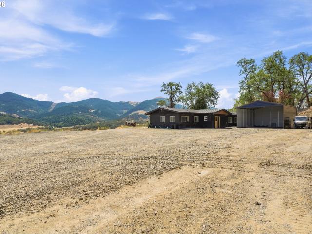 9700 roberts creek rd