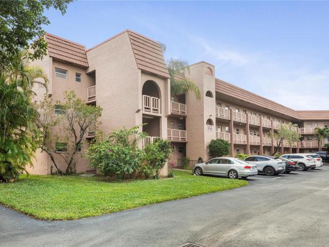 9700 Sunrise Lakes Blvd, Unit 101, Sunrise, FL 33322 | MLS #F10546