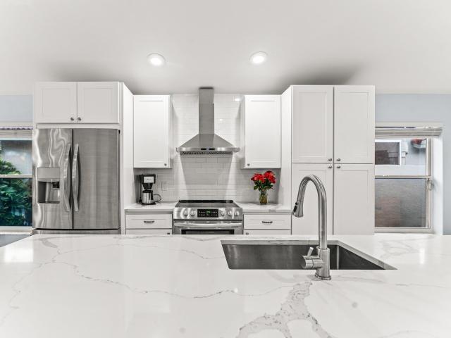 9702 Harbour Lake Cir, Boynton Beach, FL 33437 | MLS #R11158 | Compass