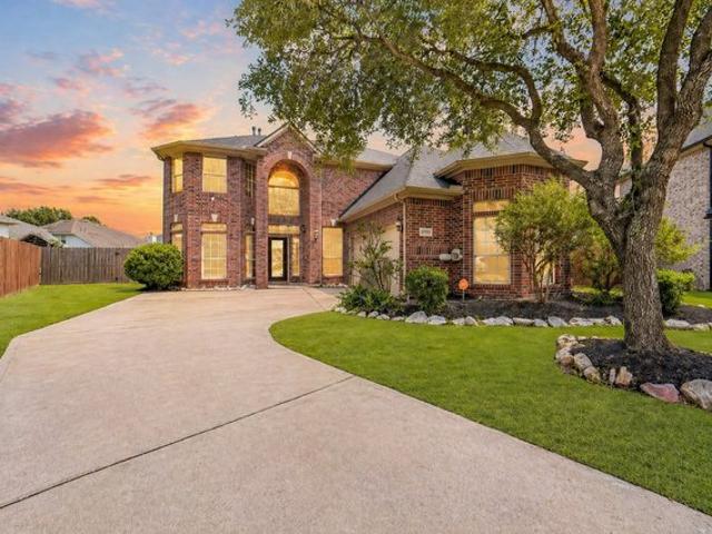 9702 Tucker Cypress Dr, Houston, TX 77095