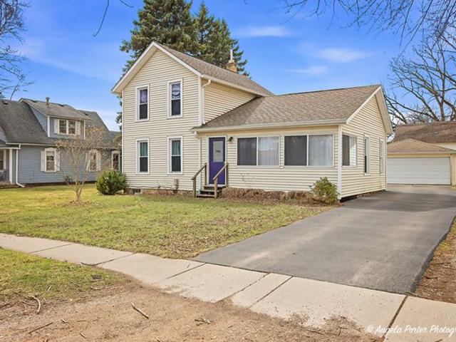 9703 Illinois St, Hebron, IL 60034