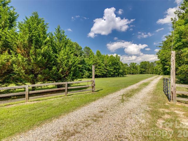 970 E Old Limestone Road