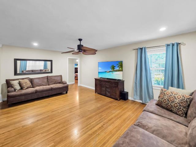 970 Evergreen Lane