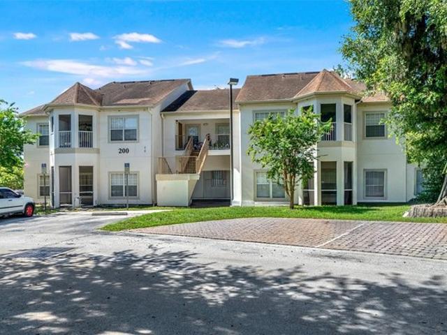 970 N Spring Garden Ave Apt 212, Deland, FL 32720