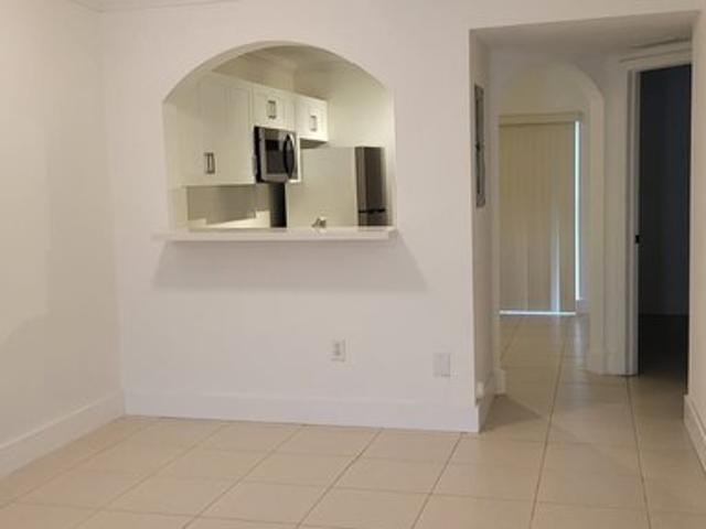 970 NE 34th Ave Unit 103, Homestead, FL 33033