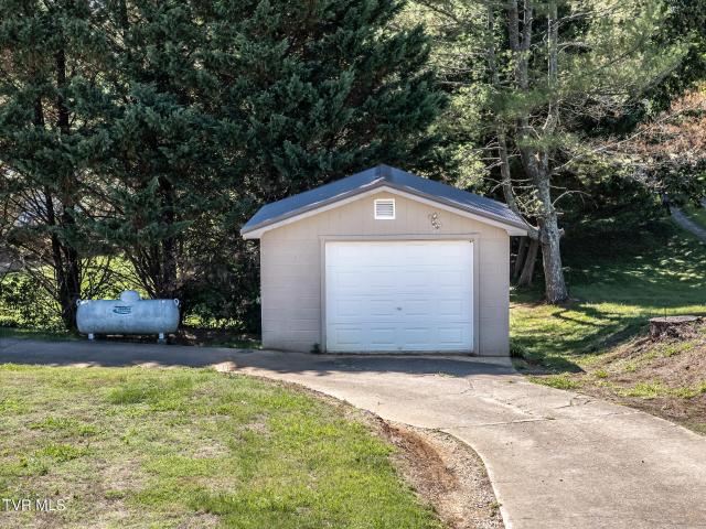 970 Sioux Trail