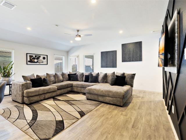 9714 Wall Street