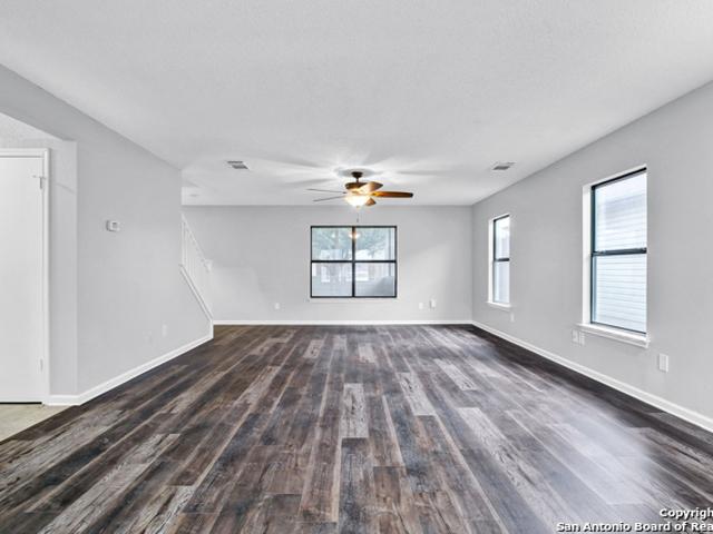 9715 Kashmir Dr