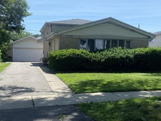 9715 Le Claire Ave, Skokie, IL 60077