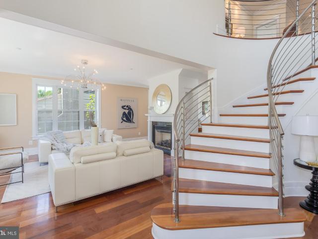 9715 Singleton Dr, Bethesda, MD 20817 | MLS #MDMC2218 | Compass