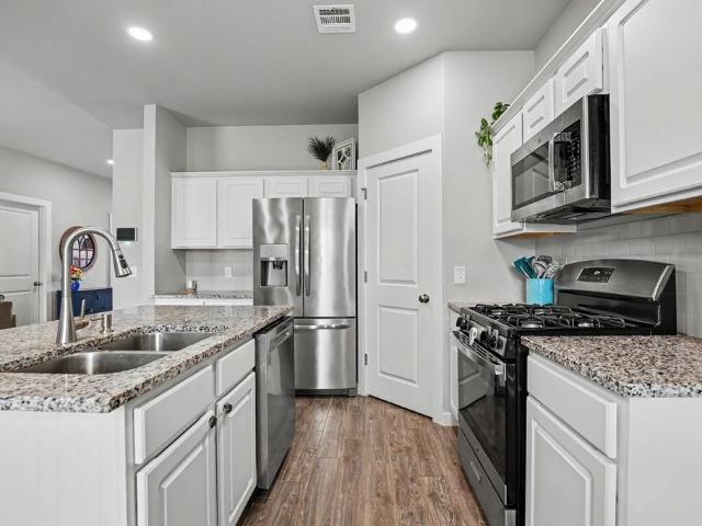 9716 Livingston Road