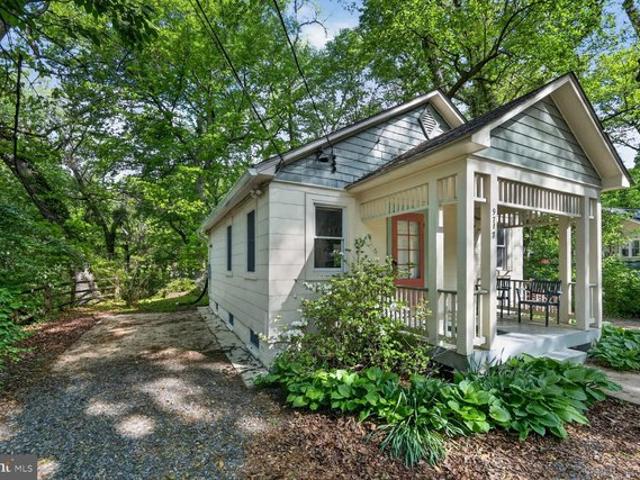 9717 Capitol View Ave, Silver Spring, MD 20910