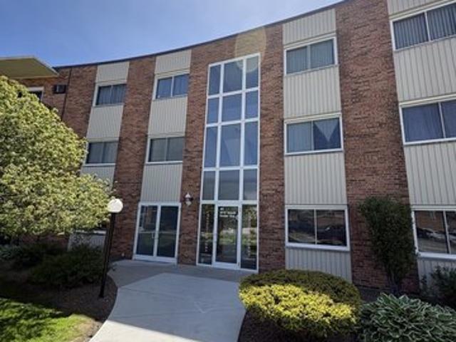 9717 S Keeler Ave Apt 110, Oak Lawn, IL 60453