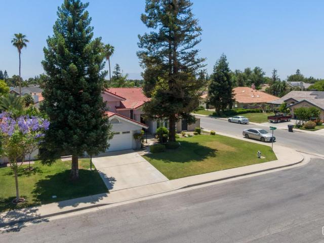 9717 Willow Oak Court