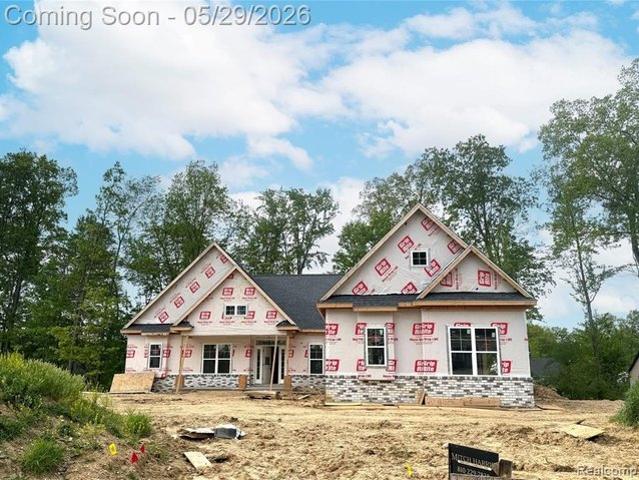 9718 Chalfonte Dr, Green Oak Township, MI 48116