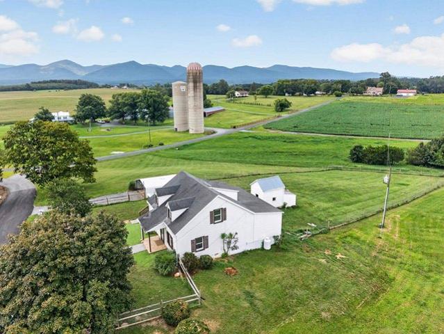 9718 Valley View Rd, McGaheysville, VA 22840