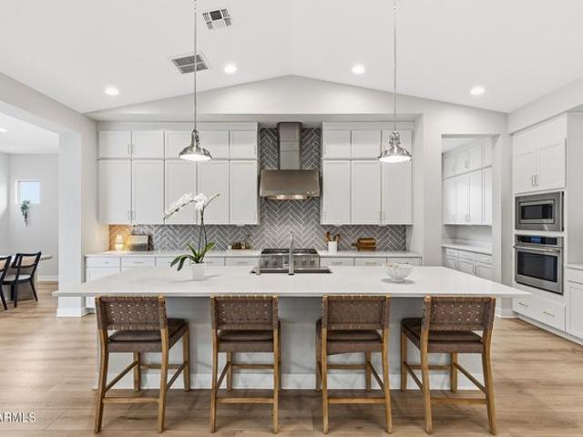 9719 E Supernova Dr, Mesa, AZ 85212