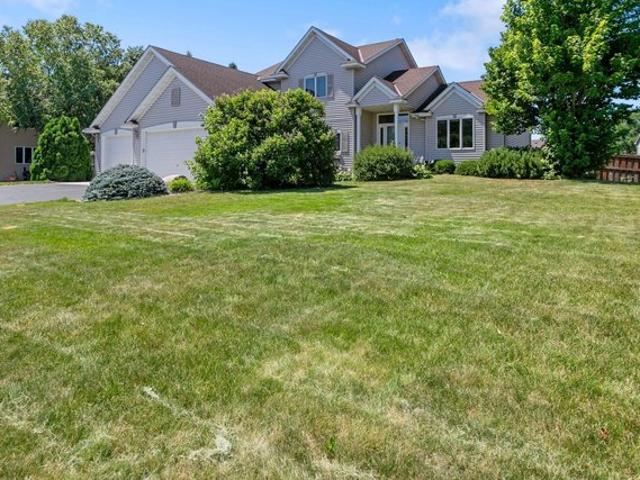 9719 Hillside Trl S, Cottage Grove, MN 55016