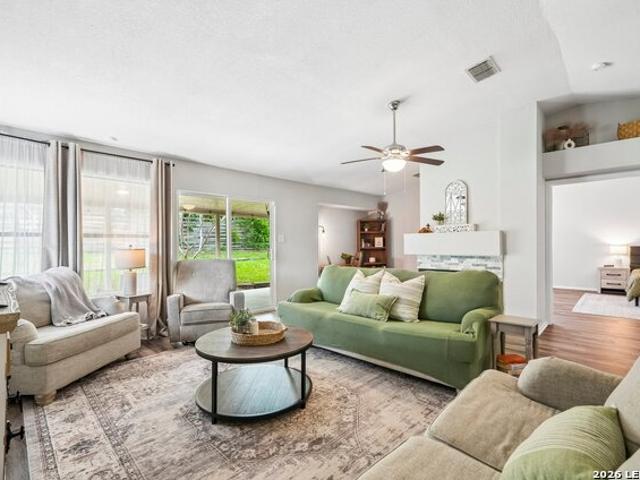 9711 Spruce Ridge Dr
