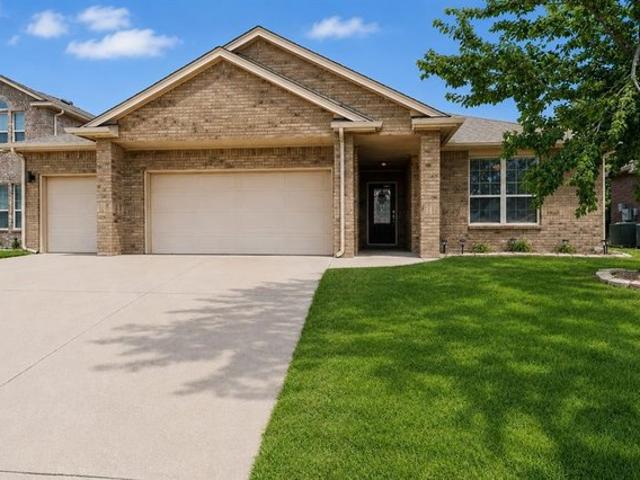 9712 Allie Hope Ln, Yukon, OK 73099