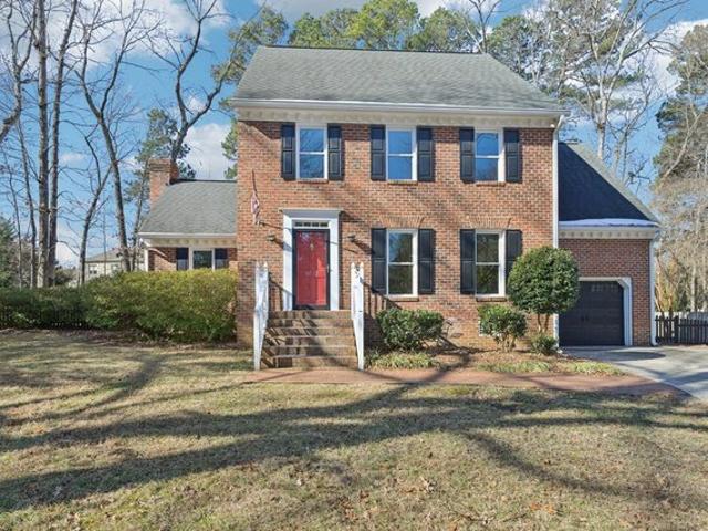 9712 Astor Ct, Cary, NC 27518