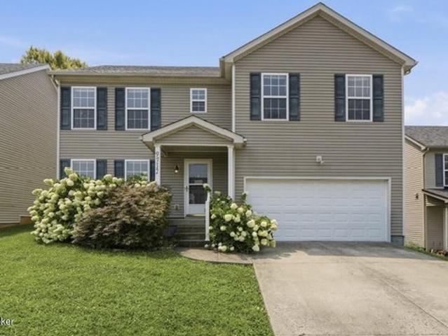 9712 Waterbrook Ct, Louisville, KY 40228