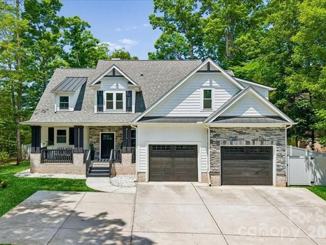 9712 Worley Dr, Charlotte, NC 28215