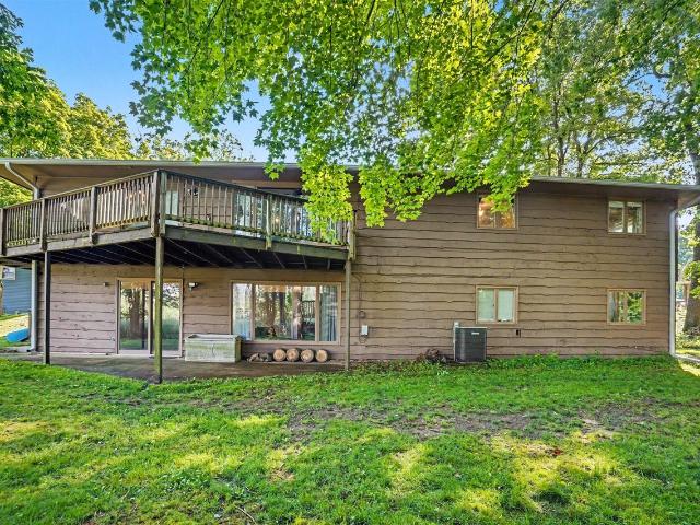 9713 Oakview Drive