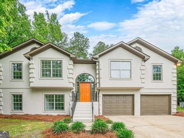9713 Whitetail Rd, Douglasville, GA 30135