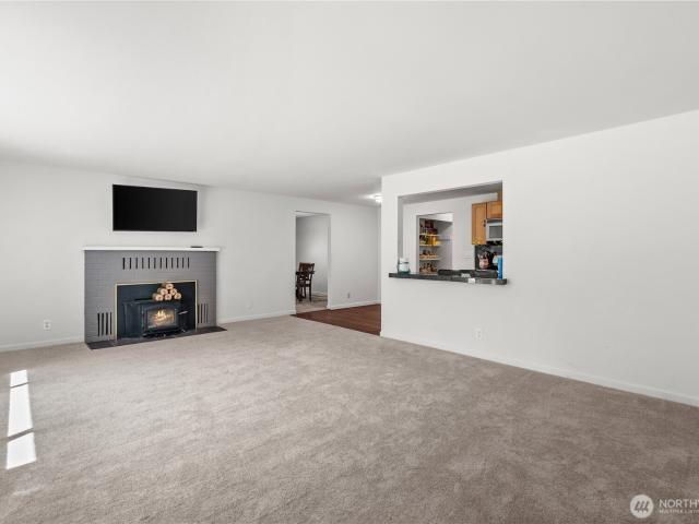 9713 Wright Bliss RD NW