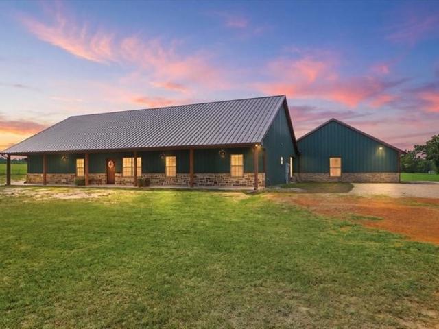 971 Bamboo Rd, Big Sandy, TX 75755