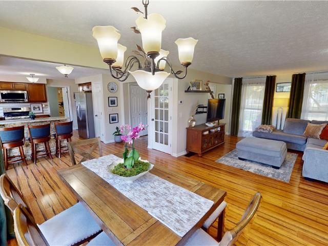 971 Fieldstone Drive
