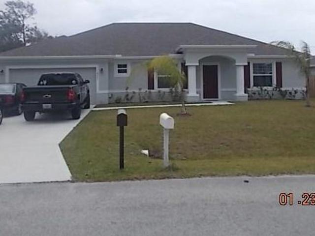 971 Hosbine St SE, Palm Bay, FL 32909